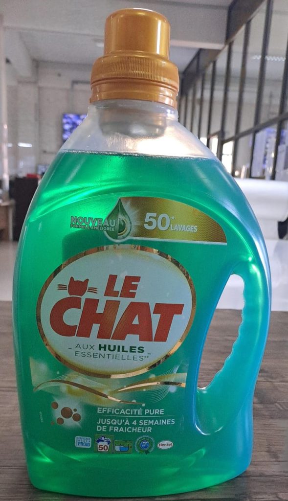 Le chat Huiles Essentiels 3 Litre – sms